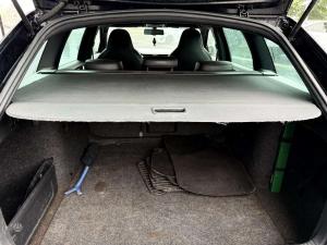 Black Skoda Octavia 2016 in Kaunas, with an engine capacity of 1.97 L and mileage of 330 thousand km for 8750 €, photo 17 on AUTOMOTO.COM.LV
