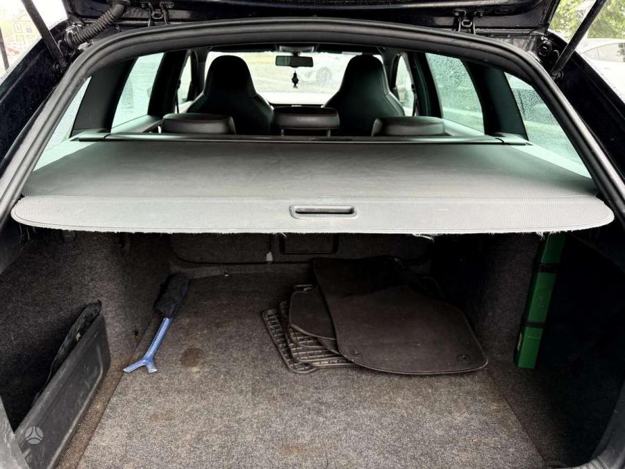 Black Skoda Octavia 2016 in Kaunas, with an engine capacity of 1.97 L and mileage of 330 thousand km for 8750 €, photo 17 on AUTOMOTO.COM.LV