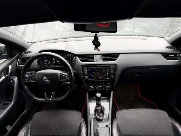 Melns Skoda Octavia 2016 Kauņa, ar dzinēja tilpumu 1.97 L un nobraukumu 330 tūkst. km par 8500 €, foto 5 vietnē AUTOMOTO.COM.LV