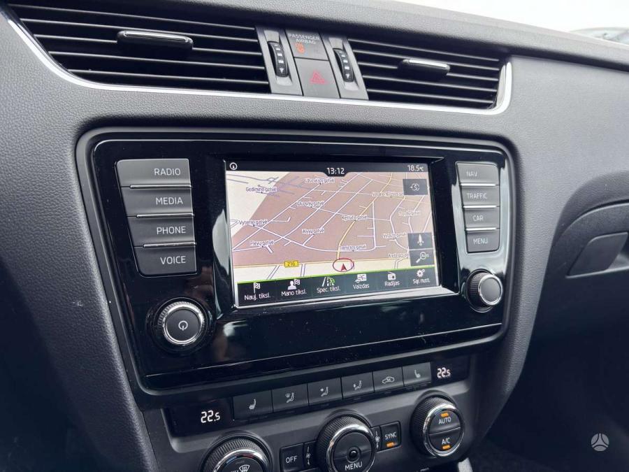Black Skoda Octavia 2016 in Gargzdai, with an engine capacity of 1.60 L and mileage of 102 thousand km for 7999 €, photo 17 on AUTOMOTO.COM.LV