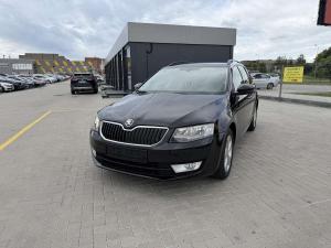 Black Skoda Octavia 2016 in Taurage, with an engine capacity of 1.60 L and mileage of 275 thousand km for 5600 €, photo 5 on AUTOMOTO.COM.LV