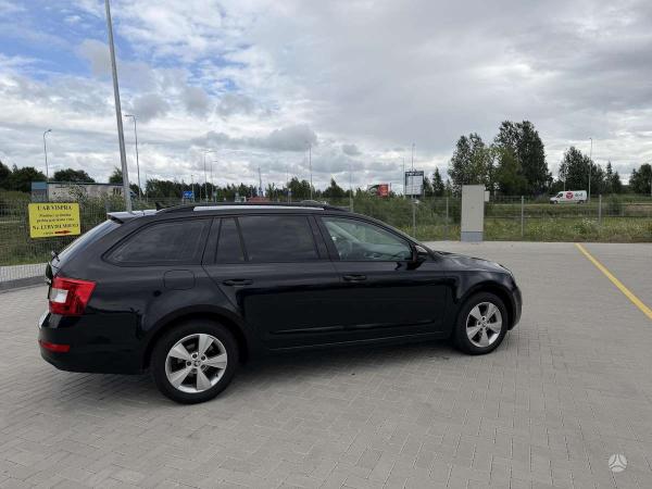 Black Skoda Octavia 2016 in Taurage, with an engine capacity of 1.60 L and mileage of 275 thousand km for 5600 €, photo 7 on AUTOMOTO.COM.LV