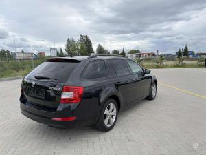 Black Skoda Octavia 2016 in Taurage, with an engine capacity of 1.60 L and mileage of 275 thousand km for 5600 €, photo 10 on AUTOMOTO.COM.LV