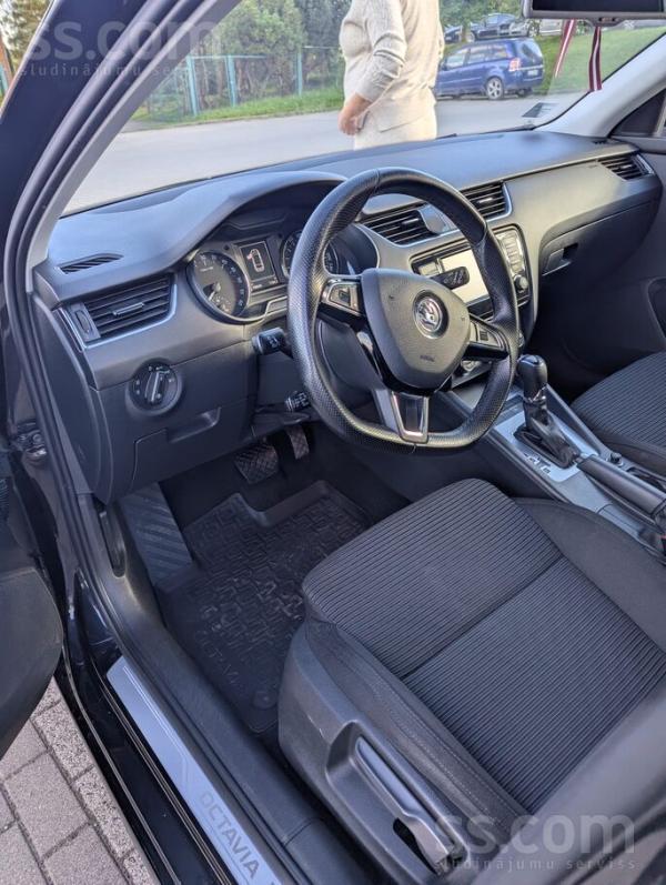 Melns Skoda Octavia 2016 Ogre, ar dzinēja tilpumu 2.00 L un nobraukumu 198 tūkst. km par 9500 €, foto 3 vietnē AUTOMOTO.COM.LV