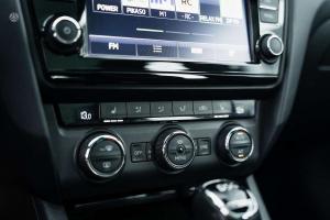 Черный Шкода Октавия 2016 в Вильнюс, объемом двигателя 1.97 л и пробегом 291 тыс. км за 9500 €, фото 27 на AUTOMOTO.COM.LV