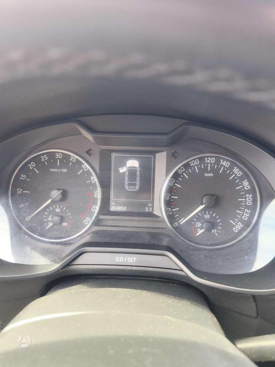 Melns Skoda Octavia 2016 Kauņa, ar dzinēja tilpumu 1.97 L un nobraukumu 455 tūkst. km par 3300 €, foto 13 vietnē AUTOMOTO.COM.LV