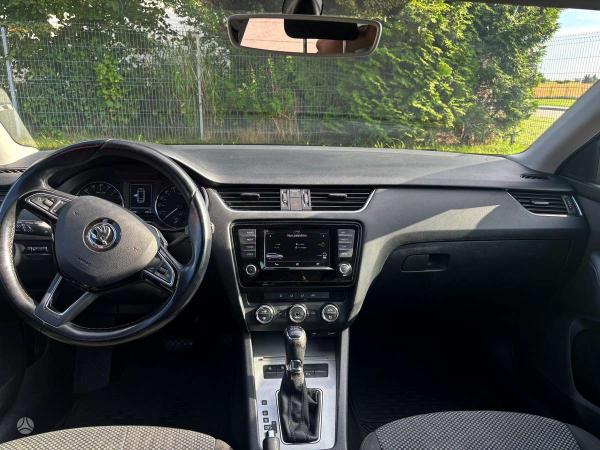 Melns Skoda Octavia 2016 Viļņa, ar dzinēja tilpumu 1.97 L un nobraukumu 288 tūkst. km par 7500 €, foto 8 vietnē AUTOMOTO.COM.LV