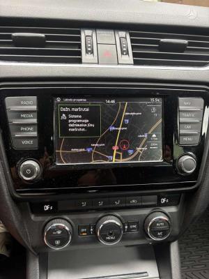 Black Skoda Octavia 2016 in Vilnius, with an engine capacity of 1.97 L and mileage of 288 thousand km for 7500 €, photo 12 on AUTOMOTO.COM.LV
