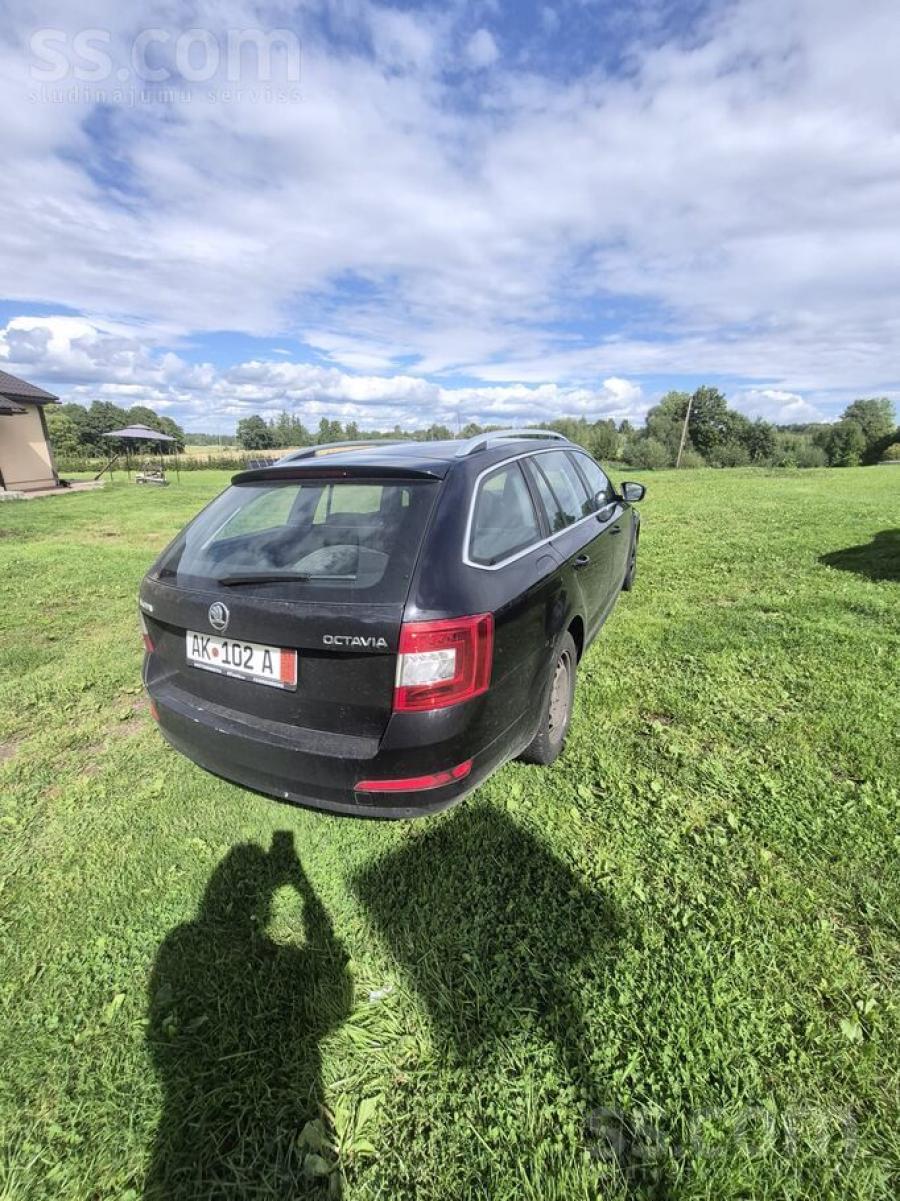 Melns Skoda Octavia 2016 Rīga, ar dzinēja tilpumu 2.00 L un nobraukumu 354 tūkst. km par 5035 €, foto 5 vietnē AUTOMOTO.COM.LV