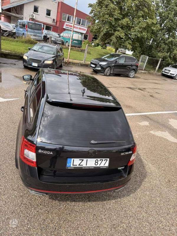 Black Skoda Octavia 2016 in Kaunas, with an engine capacity of 1.98 L and mileage of 121 thousand km for 15500 €, photo 8 on AUTOMOTO.COM.LV