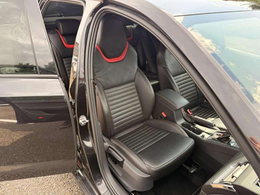 Black Skoda Octavia 2016 in Kaunas, with an engine capacity of 1.98 L and mileage of 121 thousand km for 15500 €, photo 11 on AUTOMOTO.COM.LV