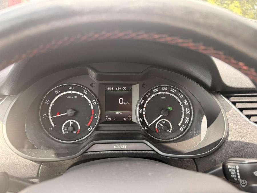 Black Skoda Octavia 2016 in Kaunas, with an engine capacity of 1.98 L and mileage of 121 thousand km for 15500 €, photo 15 on AUTOMOTO.COM.LV
