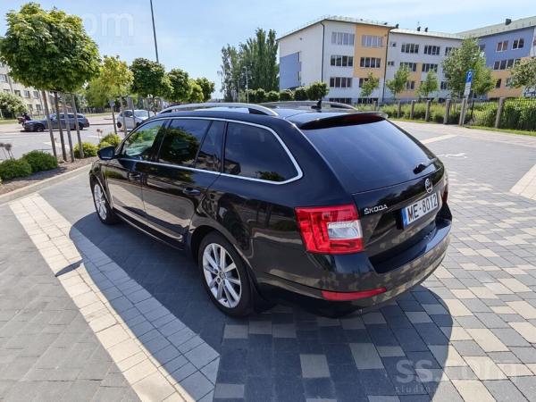 Black Skoda Octavia 2016 in Jelgava, with an engine capacity of 2.00 L and mileage of 292 thousand km for 8800 €, photo 6 on AUTOMOTO.COM.LV