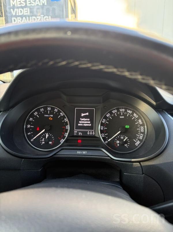 Black Skoda Octavia 2016 in Riga, with an engine capacity of 2.00 L and mileage of 410 thousand km for 6999 €, photo 8 on AUTOMOTO.COM.LV