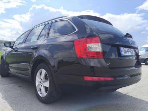 Черный Шкода Октавия 2016 в Казлу-Руда, объемом двигателя 1.60 л и пробегом 251 тыс. км за 5190 €, фото 6 на AUTOMOTO.COM.LV