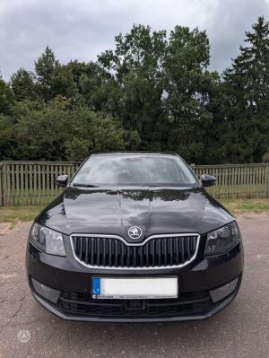Black Skoda Octavia 2016 in Kaunas, with an engine capacity of 1.97 L and mileage of 301 thousand km for 6500 €, photo 3 on AUTOMOTO.COM.LV