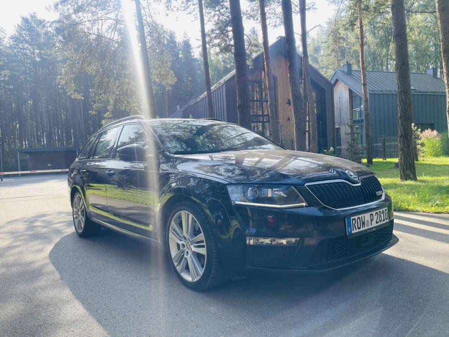 Black Skoda Octavia 2016 in Vilnius, with an engine capacity of 1.97 L and mileage of 291 thousand km for 8900 €, photo 5 on AUTOMOTO.COM.LV