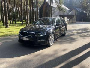 Black Skoda Octavia 2016 in Vilnius, with an engine capacity of 1.97 L and mileage of 291 thousand km for 8900 €, photo 6 on AUTOMOTO.COM.LV