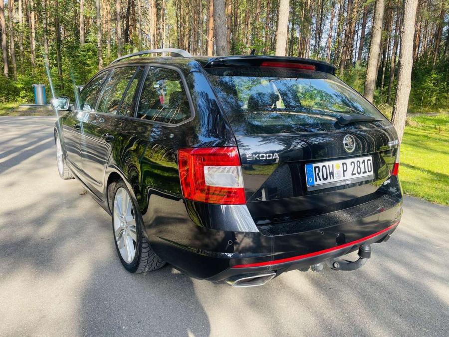 Black Skoda Octavia 2016 in Vilnius, with an engine capacity of 1.97 L and mileage of 291 thousand km for 8900 €, photo 15 on AUTOMOTO.COM.LV