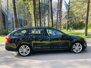 Black Skoda Octavia 2016 in Vilnius, with an engine capacity of 1.97 L and mileage of 291 thousand km for 8900 €, photo 16 on AUTOMOTO.COM.LV