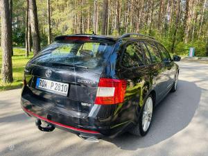 Black Skoda Octavia 2016 in Vilnius, with an engine capacity of 1.97 L and mileage of 291 thousand km for 8900 €, photo 21 on AUTOMOTO.COM.LV