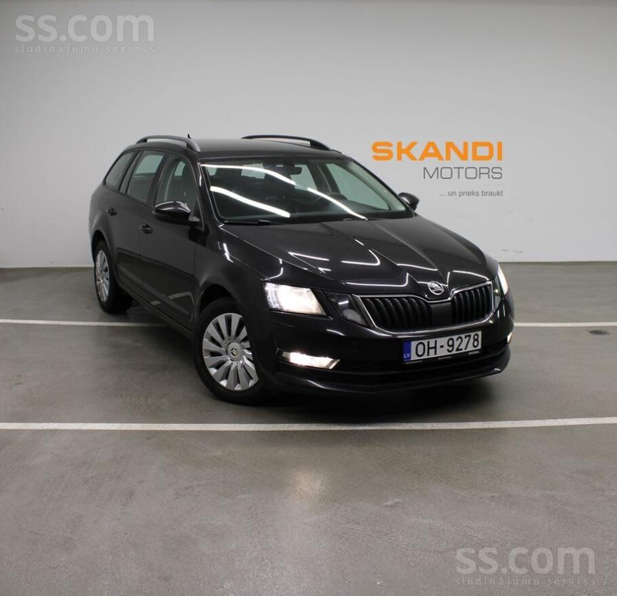 Black Skoda Octavia 2017 in Riga, with an engine capacity of 1.60 L and mileage of 271 thousand km for 7490 €, photo 3 on AUTOMOTO.COM.LV