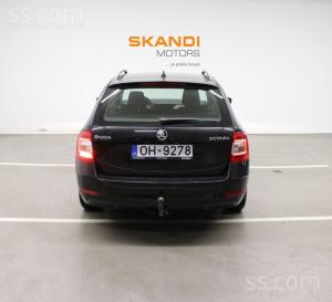 Black Skoda Octavia 2017 in Riga, with an engine capacity of 1.60 L and mileage of 271 thousand km for 7490 €, photo 5 on AUTOMOTO.COM.LV