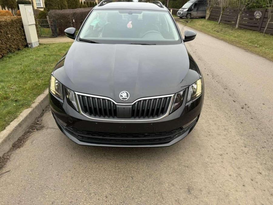 Black Skoda Octavia 2017 in Pakruojis, with an engine capacity of 1.20 L and mileage of 61 thousand km for 5700 €, photo 1 on AUTOMOTO.COM.LV