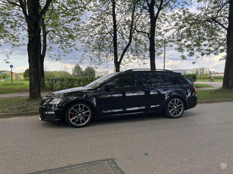 Melns Skoda Octavia 2017 Kauņa, ar dzinēja tilpumu 1.97 L un nobraukumu 249 tūkst. km par 13800 €, foto 3 vietnē AUTOMOTO.COM.LV