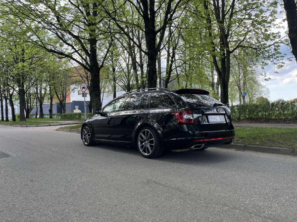 Melns Skoda Octavia 2017 Kauņa, ar dzinēja tilpumu 1.97 L un nobraukumu 249 tūkst. km par 13800 €, foto 5 vietnē AUTOMOTO.COM.LV