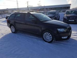 Black Skoda Octavia 2017 in Kaunas, with an engine capacity of 1.60 L and mileage of 299 thousand km for 5999 €, photo 4 on AUTOMOTO.COM.LV