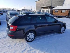 Black Skoda Octavia 2017 in Kaunas, with an engine capacity of 1.60 L and mileage of 299 thousand km for 5999 €, photo 5 on AUTOMOTO.COM.LV