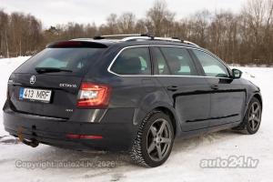 Melns Skoda Octavia 2017 Tallina, ar dzinēja tilpumu 1.80 L un nobraukumu 207 tūkst. km par 12299 €, foto 2 vietnē AUTOMOTO.COM.LV
