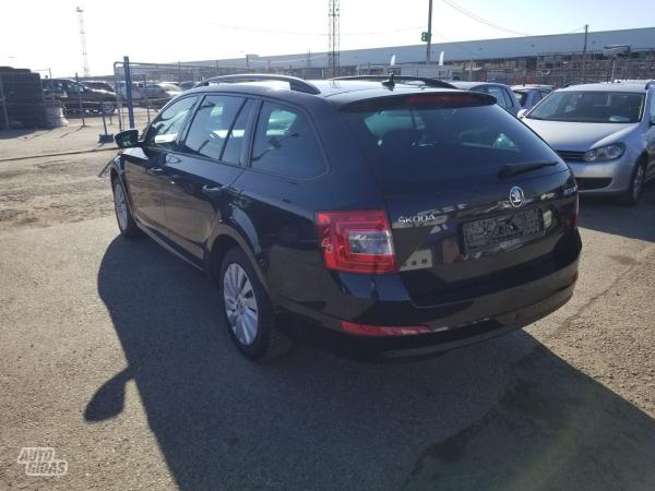 Black Skoda Octavia 2017 in Kaunas, with an engine capacity of 1.60 L and mileage of 350 thousand km for 5450 €, photo 8 on AUTOMOTO.COM.LV
