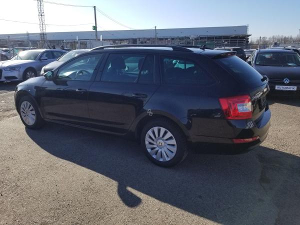 Black Skoda Octavia 2017 in Kaunas, with an engine capacity of 1.60 L and mileage of 350 thousand km for 5450 €, photo 9 on AUTOMOTO.COM.LV
