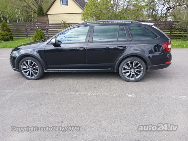 Black Skoda Octavia 2017 in Tallinn, with an engine capacity of 2.00 L and mileage of 400 thousand km for 5999 €, photo 3 on AUTOMOTO.COM.LV