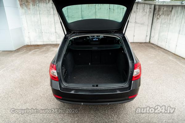 Black Skoda Octavia 2017 in Tartu, with an engine capacity of 1.40 L and mileage of 93 thousand km for 12490 €, photo 6 on AUTOMOTO.COM.LV