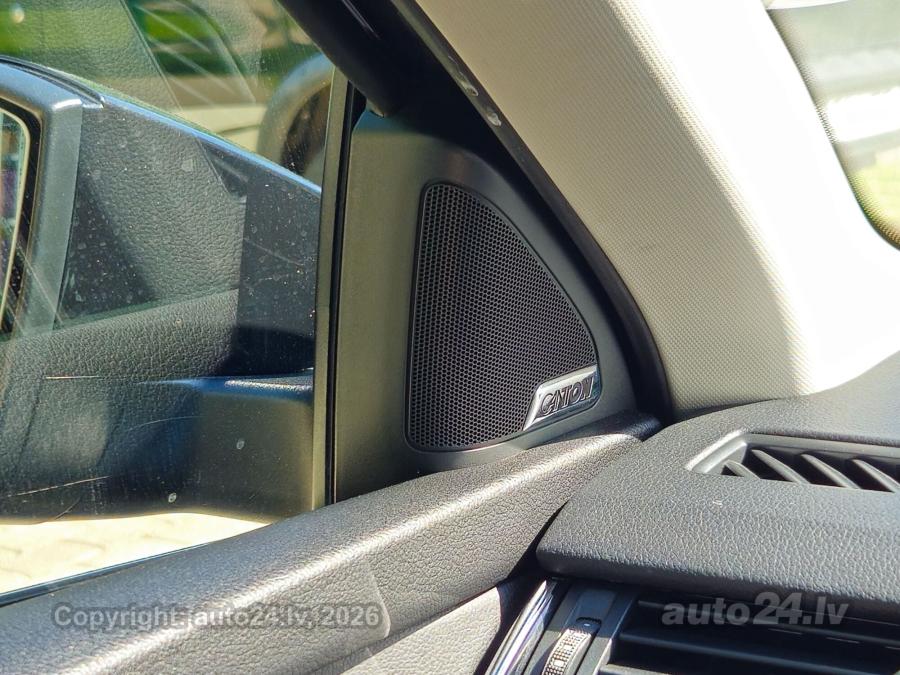 Melns Skoda Octavia 2017 Tallina, ar dzinēja tilpumu 1.80 L un nobraukumu 212 tūkst. km par 13250 €, foto 13 vietnē AUTOMOTO.COM.LV