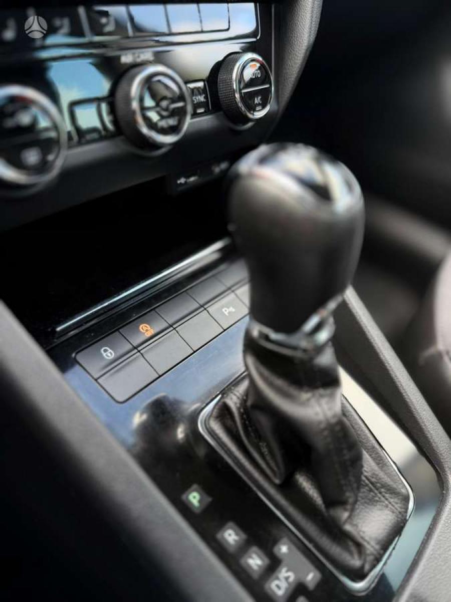 Melns Skoda Octavia 2017 Raseiniai, ar dzinēja tilpumu 1.97 L un nobraukumu 228 tūkst. km par 8500 €, foto 23 vietnē AUTOMOTO.COM.LV