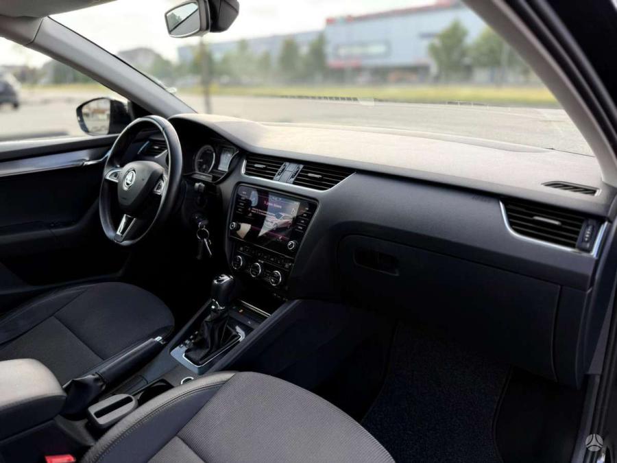 Melns Skoda Octavia 2017 Raseiniai, ar dzinēja tilpumu 1.97 L un nobraukumu 228 tūkst. km par 8500 €, foto 30 vietnē AUTOMOTO.COM.LV