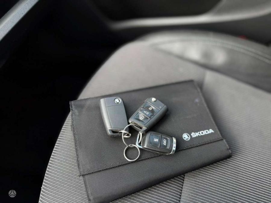 Melns Skoda Octavia 2017 Raseiniai, ar dzinēja tilpumu 1.97 L un nobraukumu 228 tūkst. km par 8500 €, foto 31 vietnē AUTOMOTO.COM.LV
