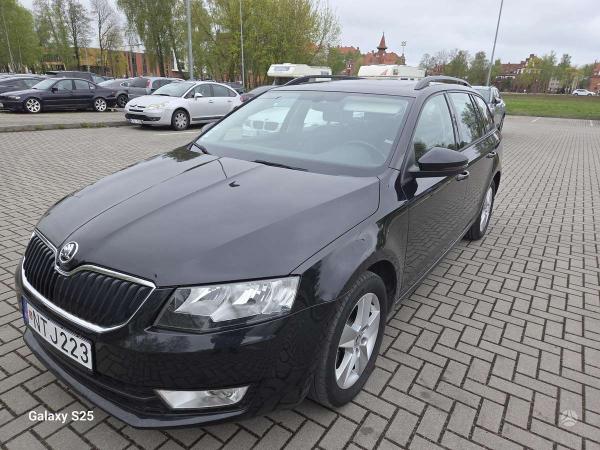 Black Skoda Octavia 2017 in Klaipeda, with an engine capacity of 1.60 L and mileage of 138 thousand km for 9650 €, photo 1 on AUTOMOTO.COM.LV