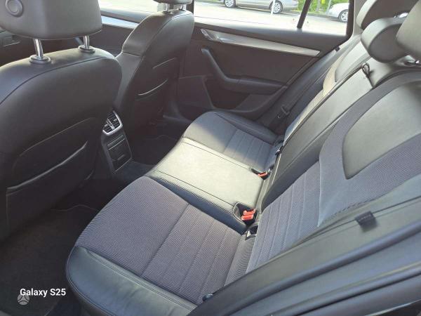 Black Skoda Octavia 2017 in Klaipeda, with an engine capacity of 1.60 L and mileage of 138 thousand km for 9650 €, photo 9 on AUTOMOTO.COM.LV