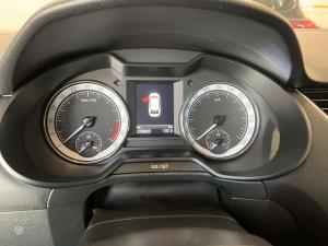Black Skoda Octavia 2017 in Kaunas, with an engine capacity of 1.60 L and mileage of 278 thousand km for 7500 €, photo 8 on AUTOMOTO.COM.LV