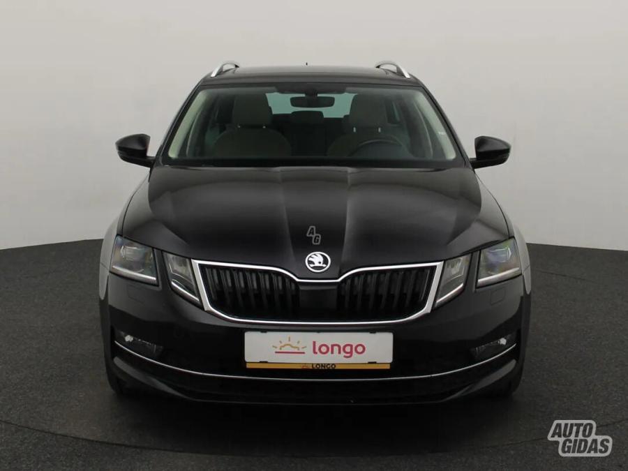 Black Skoda Octavia 2017 in Vilnius, with an engine capacity of 2.00 L and mileage of 236 thousand km for 10699 €, photo 4 on AUTOMOTO.COM.LV
