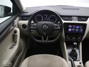 Black Skoda Octavia 2017 in Vilnius, with an engine capacity of 2.00 L and mileage of 236 thousand km for 10699 €, photo 18 on AUTOMOTO.COM.LV