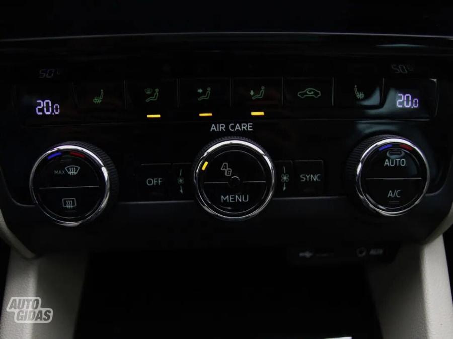 Black Skoda Octavia 2017 in Vilnius, with an engine capacity of 2.00 L and mileage of 236 thousand km for 10699 €, photo 21 on AUTOMOTO.COM.LV