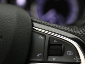 Black Skoda Octavia 2017 in Vilnius, with an engine capacity of 2.00 L and mileage of 236 thousand km for 10699 €, photo 33 on AUTOMOTO.COM.LV