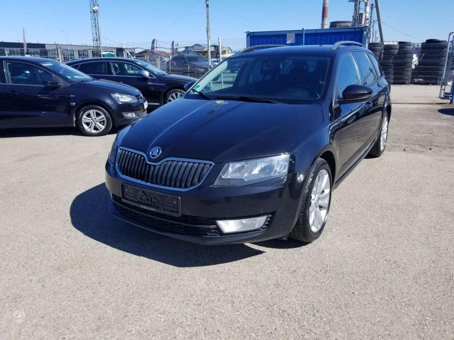 Melns Skoda Octavia 2017 Kauņa, ar dzinēja tilpumu 1.60 L un nobraukumu 390 tūkst. km par 4950 €, foto 1 vietnē AUTOMOTO.COM.LV