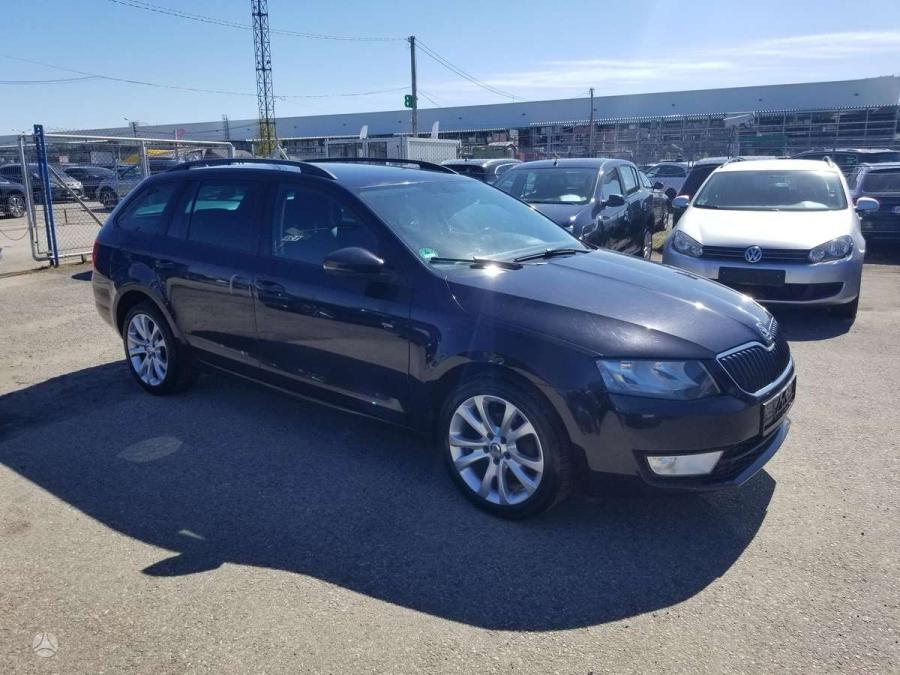 Melns Skoda Octavia 2017 Kauņa, ar dzinēja tilpumu 1.60 L un nobraukumu 390 tūkst. km par 4950 €, foto 5 vietnē AUTOMOTO.COM.LV